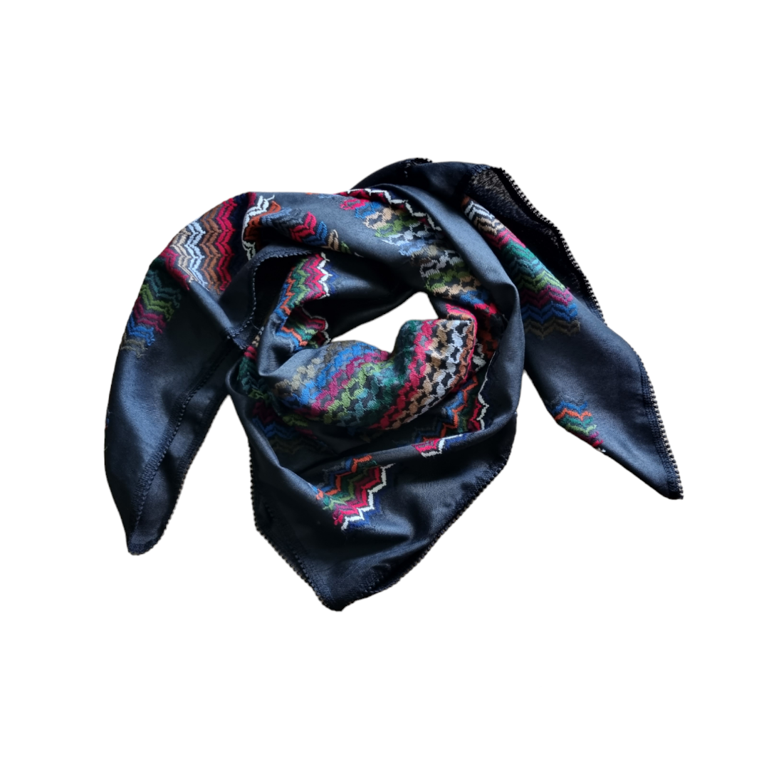 Original Palestinian Kufiya – Black & White – Preserved Identity
