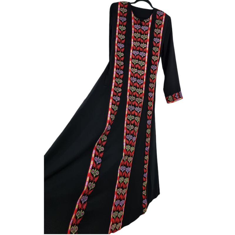 Palestinian Thobe – Preserved Identity