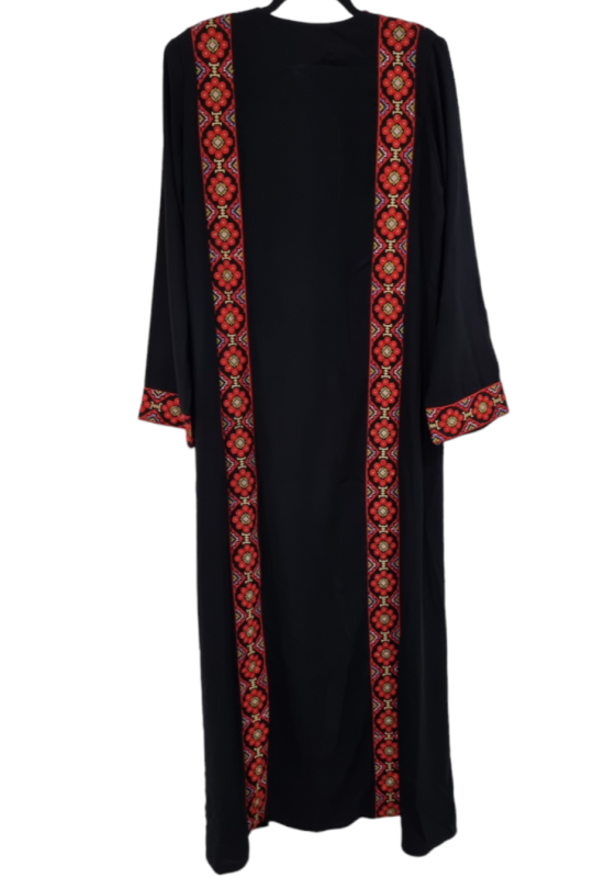 Palestinian Thobe – Preserved Identity